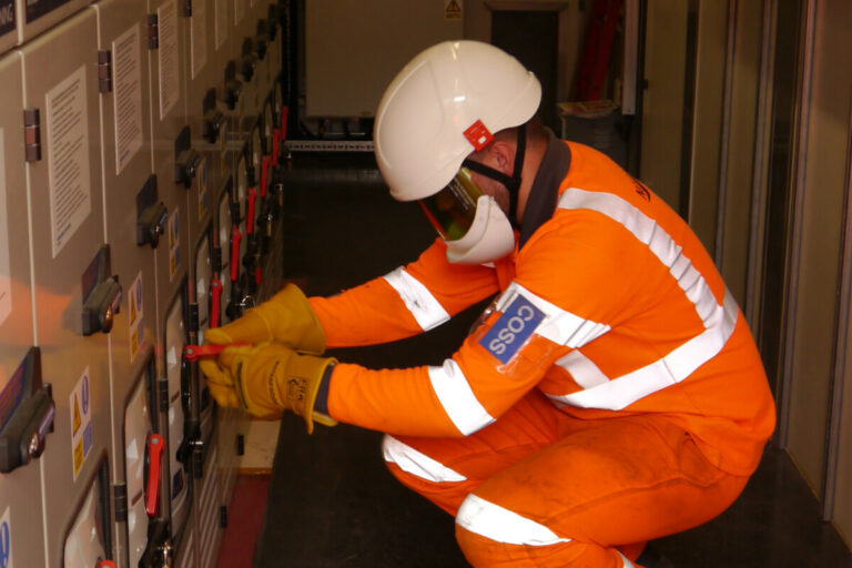 11 Things You Need to Know About Arc Flash Clothing - Clad Safety