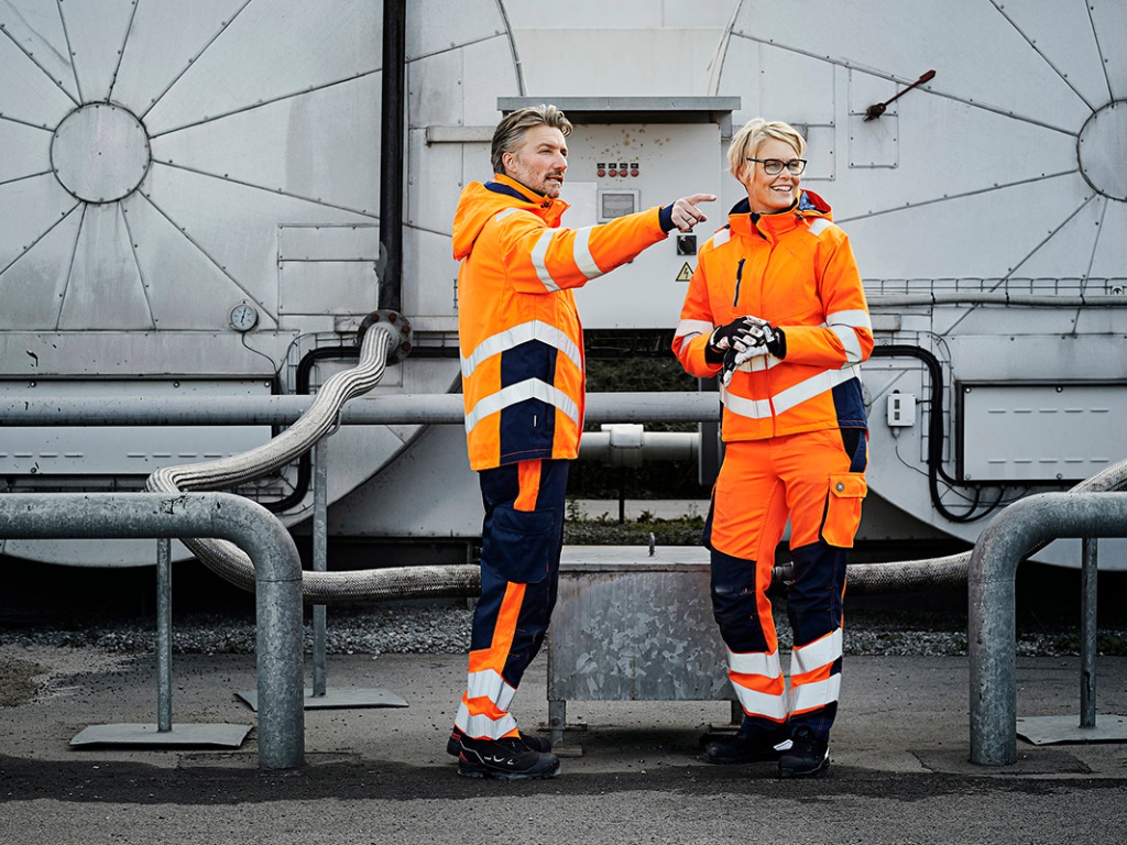 Rail Industry Workwear and PPE - Clad Safety